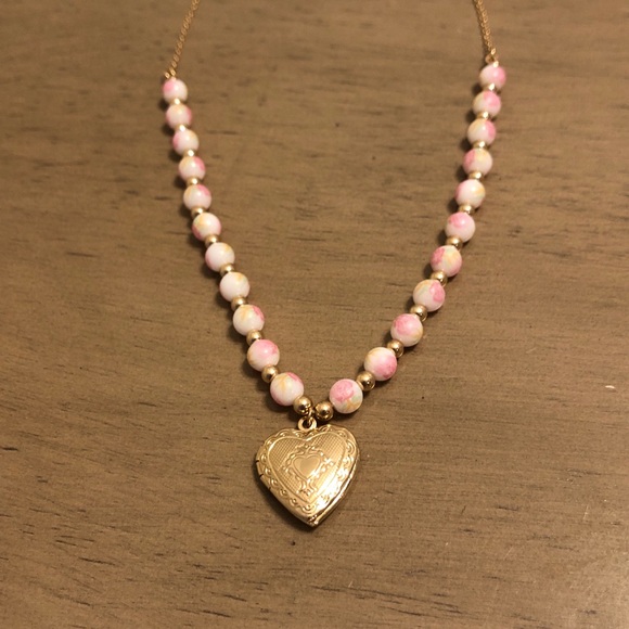 Claire's | Jewelry | Vintage Claires Gold Tone And Pink Heart Locket ...